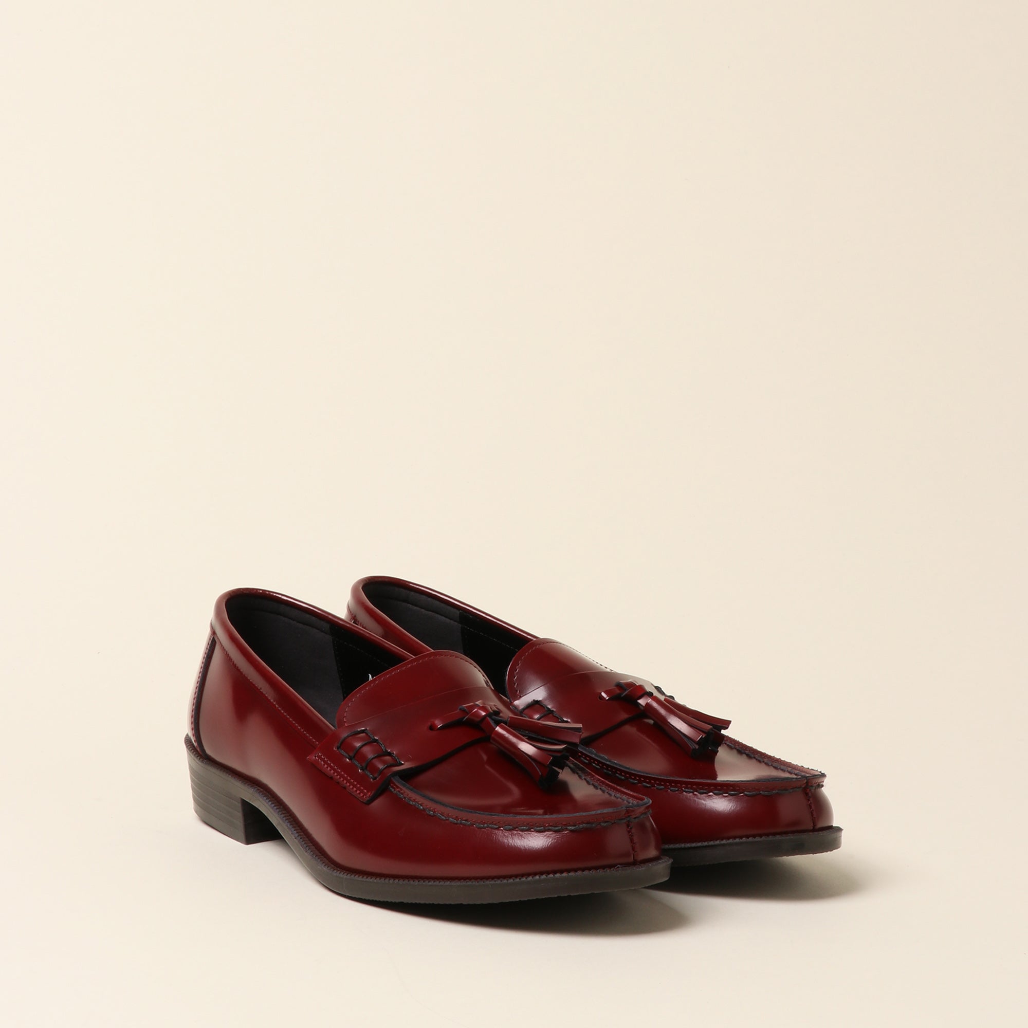Casual Tassel Loafer / Red | テーーマ teema